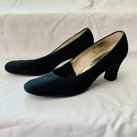 Connie | Shoes | Vintage 8s Connie Shoes Black Fabric Pumps Square Toe ...